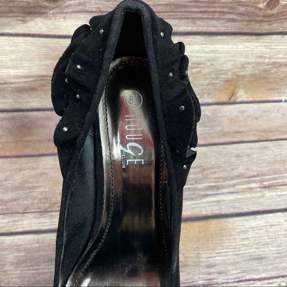 Rouge Helium | Shoes | Rouge Ladies Black Suede Pumps Size 85 | Poshmark